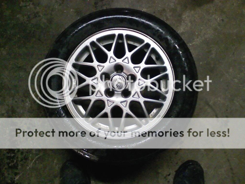 .: FS :.: 15" OEM Mesh Wheel (NJ) :. | VW Vortex - Volkswagen Forum